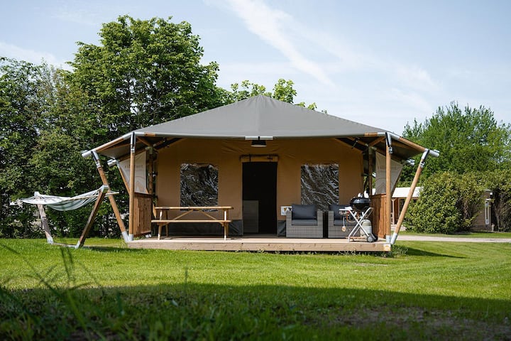 Camping Vilanova Park | Villatent Cottage | 6 Pers. - Villanueva y Geltrú