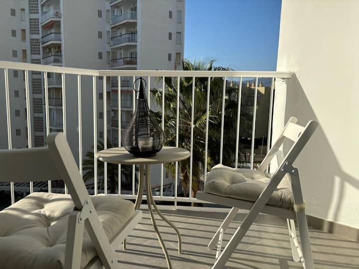 Terrace, Three Pools And Mini Golf In Salobreña - Salobreña