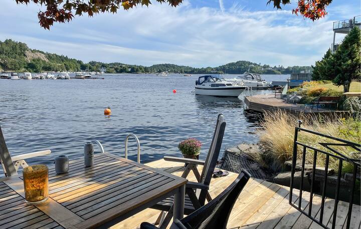 3 Bedroom Awesome Home In Arendal - Arendal