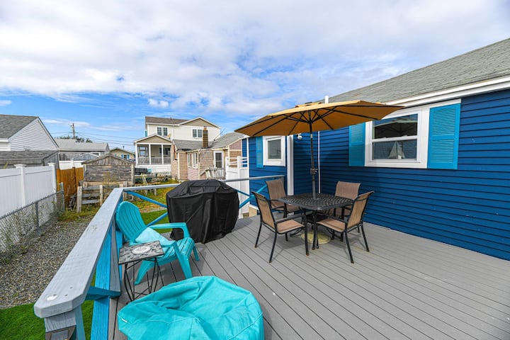 Blue Chill: Near Beach, Ac, Deck, Grill, Cornhole - Hampton Beach