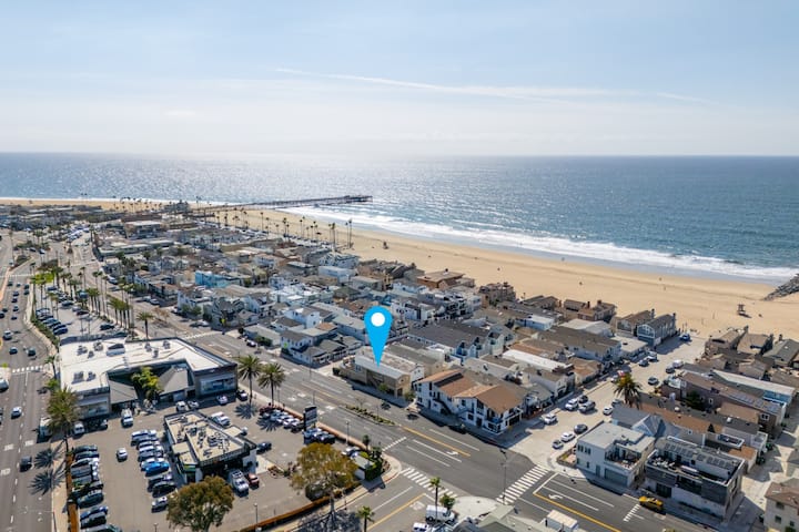 Cozy 1-bedroom Beach Retreat Steps From The Sand - Newport Beach, CA