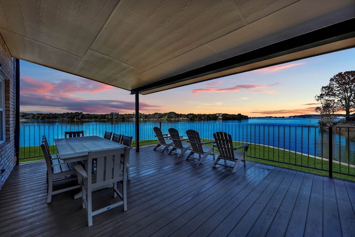 Sunset Point: New Home For Family Fun W/water Toys - Kingsland, TX