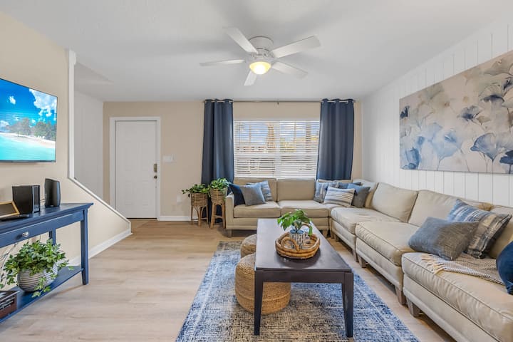 Launch & Lounge: Cozy Cape Canaveral Beach Townhom - Cape Canaveral, FL