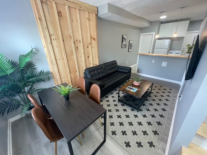 The Yale Townhouse 2 - 2br - Columbus, OH