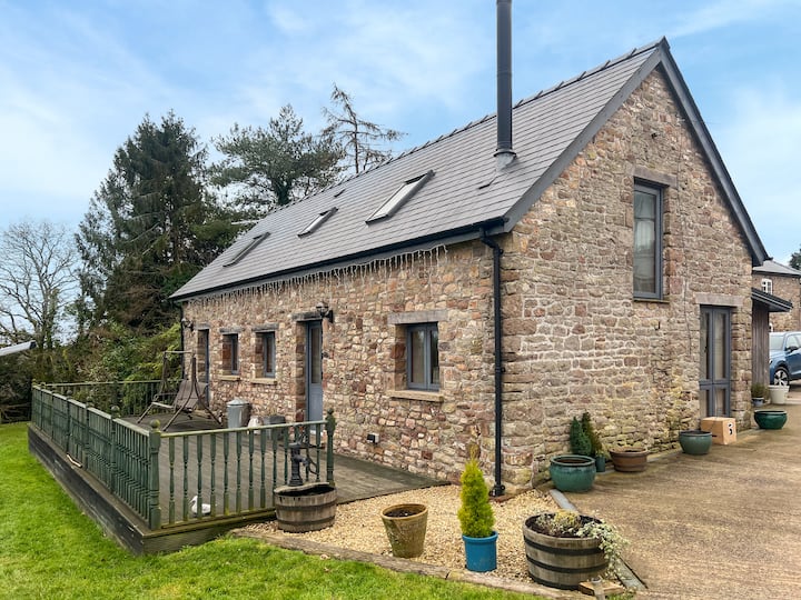 Old Cow Shed - Chepstow