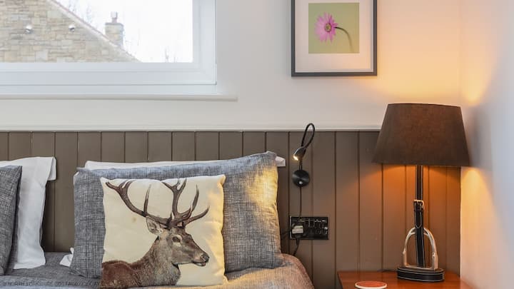 Burn Cottage With Hot Tub - Thirsk