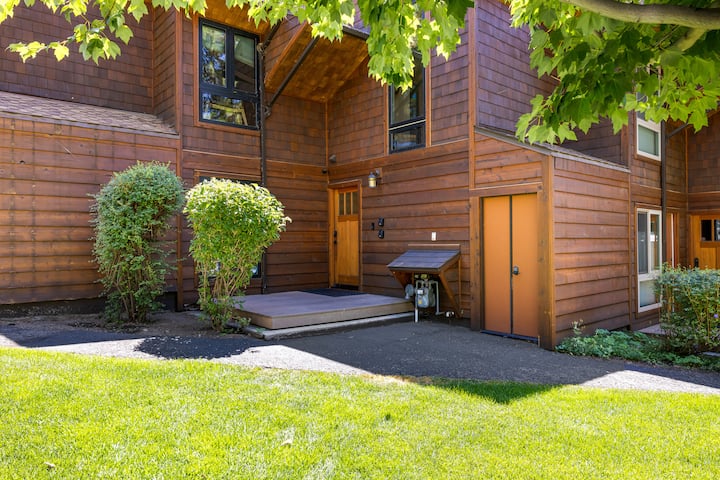 Lakeside Luxe Retreat - North Lake Tahoe, CA