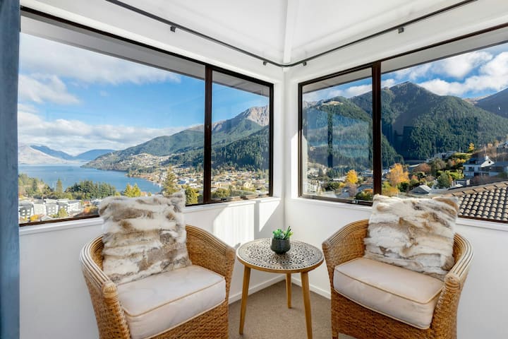 Superior King Room - Queenstown