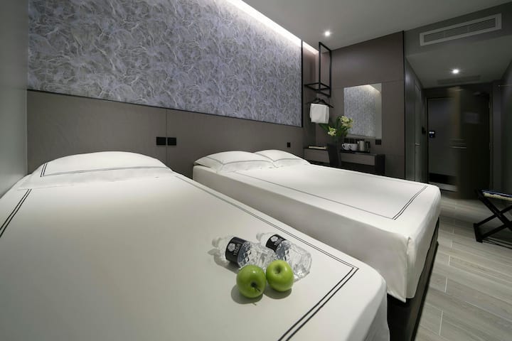 Standard Twin Room In Vibrant Joo Chiat - シンガポール シティ