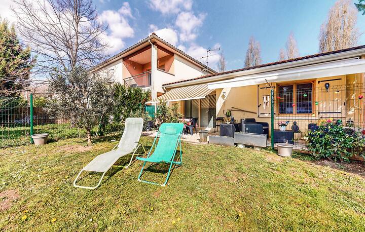 1 Bedroom Amazing Home In Terrasson-lavilledieu - Dordogne