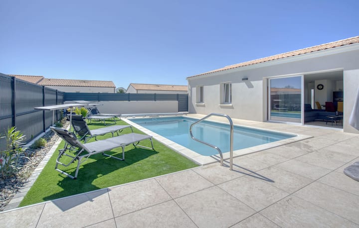 Gorgeous Home In Semussac - Plage de Meschers-sur-Girond