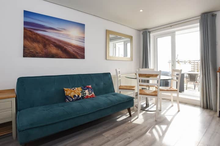 1 Bedroom Beachfront With Solent View - ヘイリング島