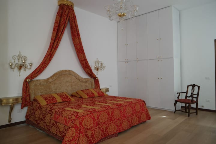 Ca' Pinelli Apartment - Venedig