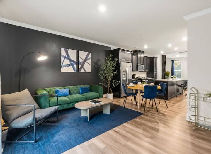 4br Townhouse | King Bed | Rooftop | Uptown Clt - Cotswold - Charlotte