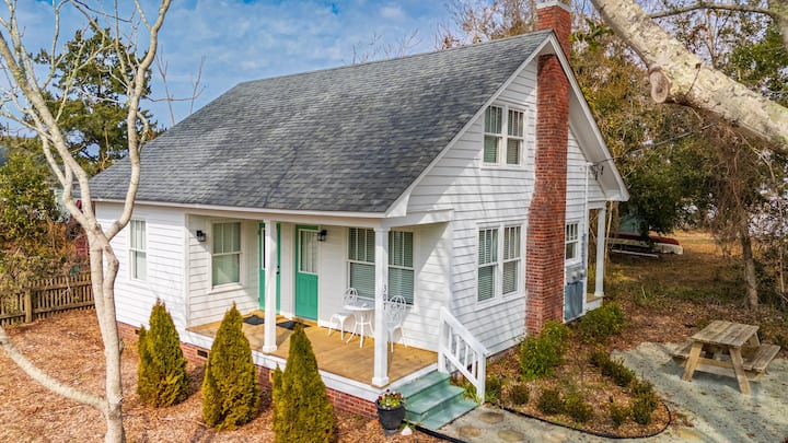 Temple Cottage - Dog Friendly - Walk To Downtown - Beaufort, NC