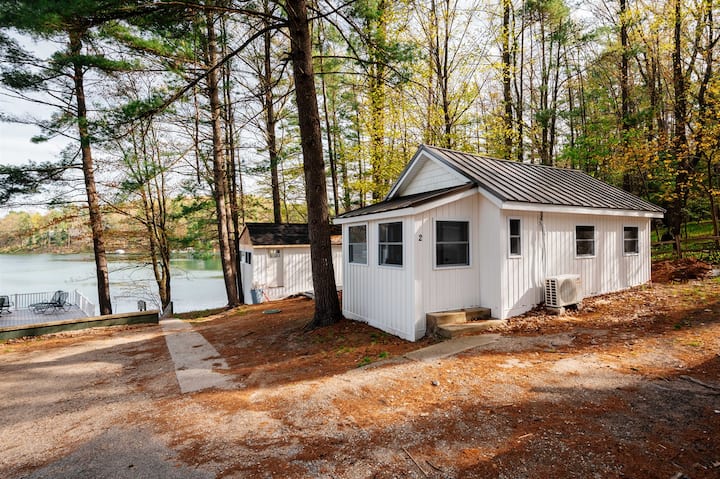 Lakeview-fishing-sauna-hot Tub-sup Rentals-near Tc - East Bay Township