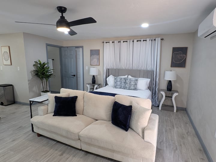 The Barn At Sahuarita Village - Green Valley, AZ