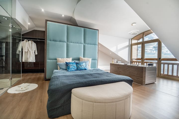 Host2u Penthouse Sauna, Jacuzzi, Fireplace - Bansko