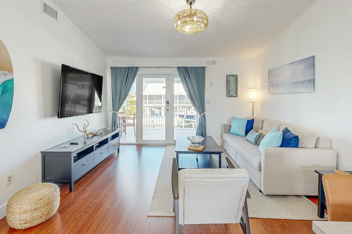 2br Waterfront Duplex W/ Views, Grill, Wifi, W/d - Marathon, FL