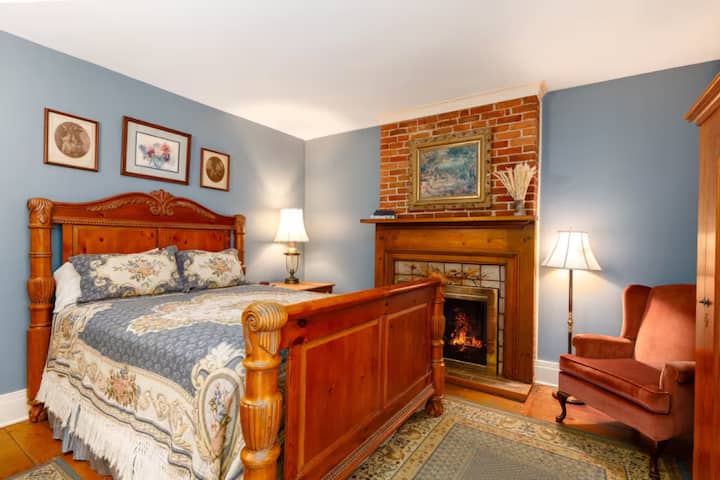 A&d Rise Getaways @ Briarstone Inn Unit 6 - Galena, IL