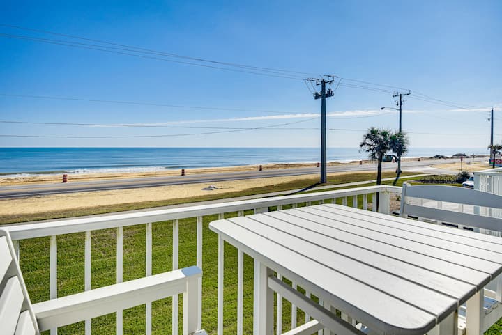 Walk To Ocean: Family Retreat In Ormond Beach! - Ormond Beach, FL