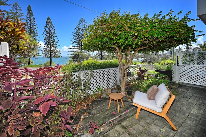 Salt & Sand – Ocean Views & Prime Location - Caloundra