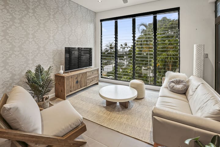 Ocean Horizons With Coral Sea Views - Trinity Beach