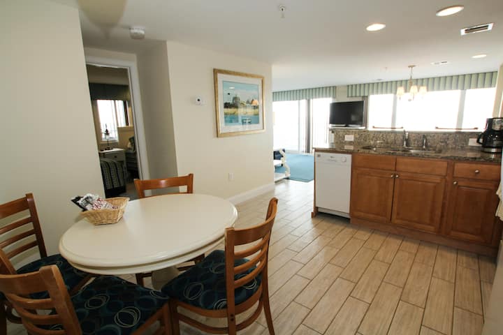 Ocean Views And Outdoor Grills - Cape Cod, MA