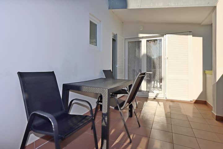 A-21732-a Appartement D'une Chambre Avec La - Lopar