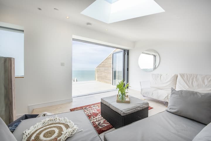 1 Island Reach - Newquay