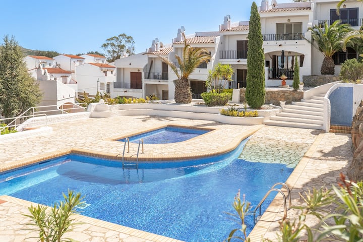 Welcs Townhouse 215 Emp Avec Piscine Communautaire - Cadaqués
