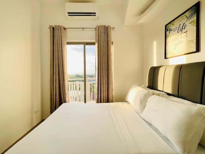 | Spacious 1-bedroom Retreat At Wv Towers | - Iloilo City