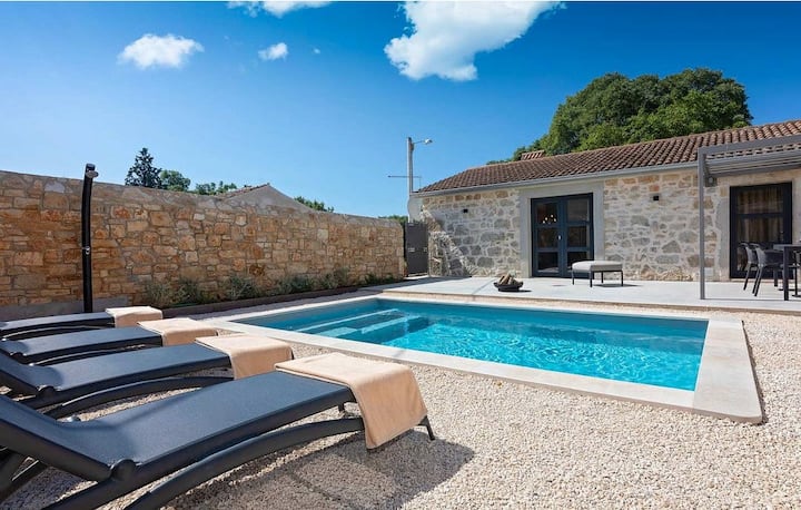 Villa Dvori Private Pool - Fontane