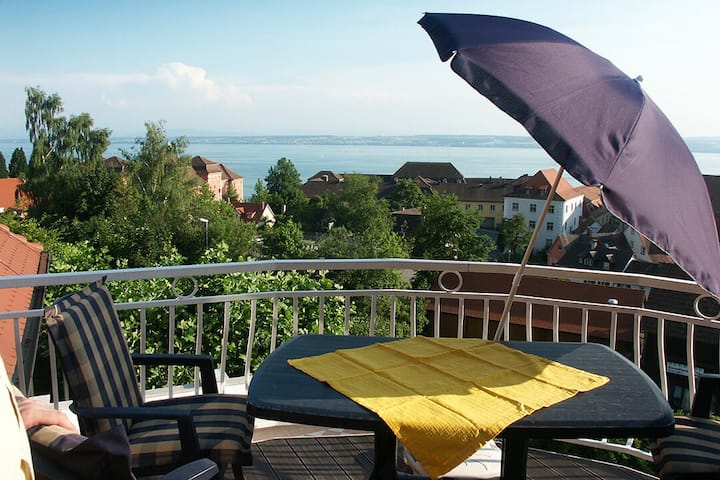 Apartment B With Lake And Mountain View - Hagnau am Bodensee