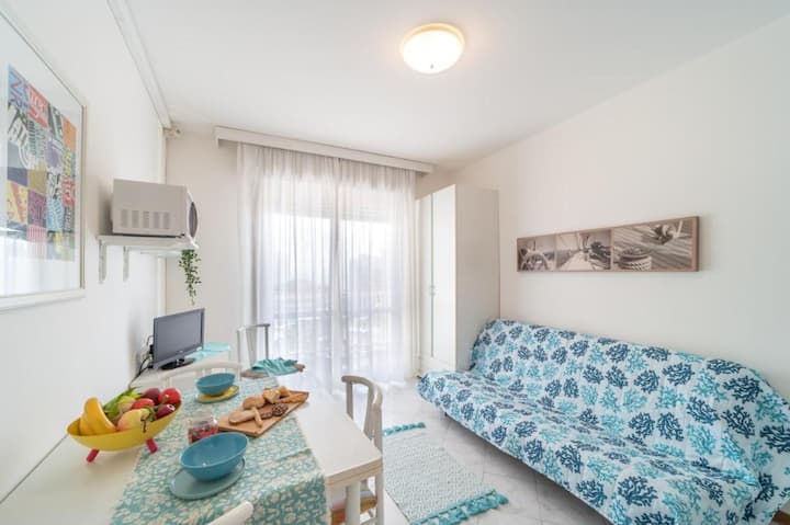 Studio Moderne Avec Une Magnifique Terrasse - Lignano Sabbiadoro