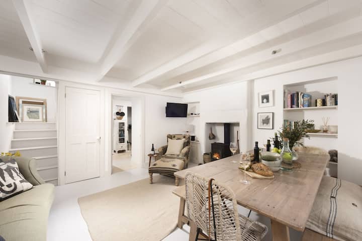 8 Millpool - Porthcurno