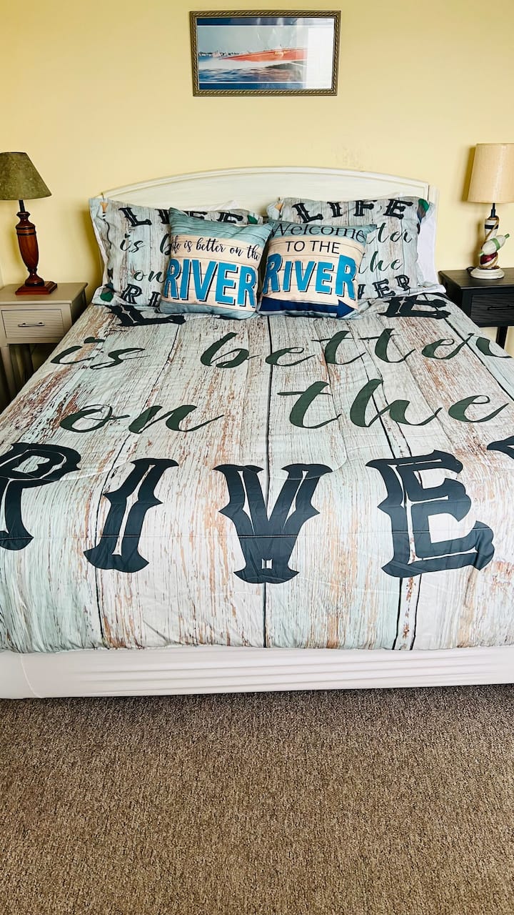 St Larence River Suite - 1 Bedroom Apt/ Suite - Clayton, NY