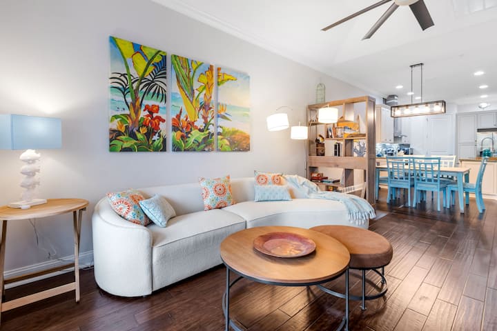 Stay In Style: Gated Townhome + Golf Cart Included - American Beach, FL