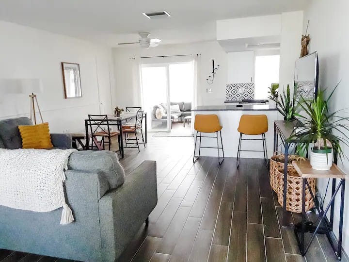 Hummingbird 3 Beach House - Bradenton, FL