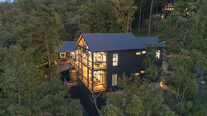 Broken Bow Mtn View Cabin|hot Tub, Game Room, Pets - Oklahoma