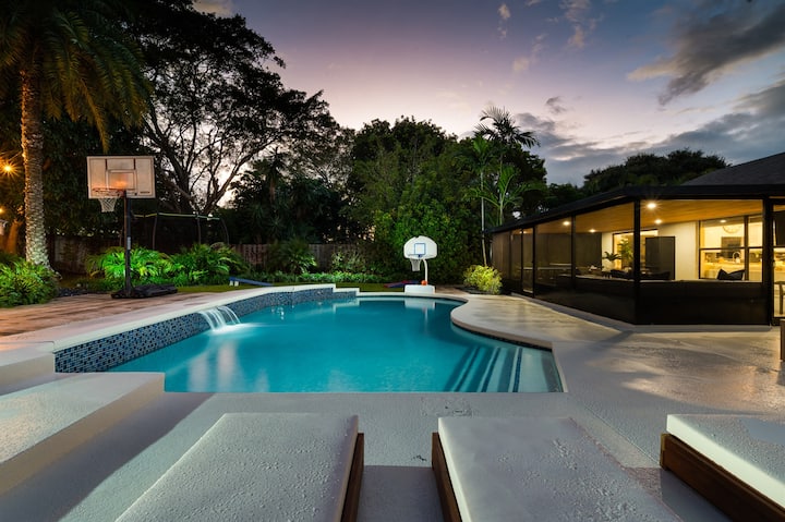 Hot Tub • Salt Pool • Png Png • Close To Atlav - Delray Beach, FL