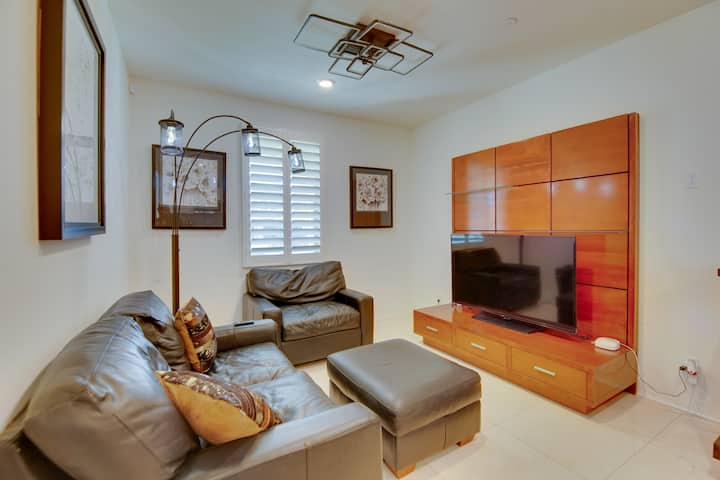 1 Mi To Heritage Lake Park: Duplex W/ Patio! - Menifee, CA