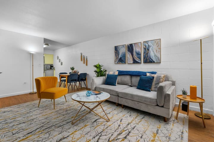 Stylish 2br: King Beds, Pool | Near Asu & Dt Tempe - Tempe, AZ