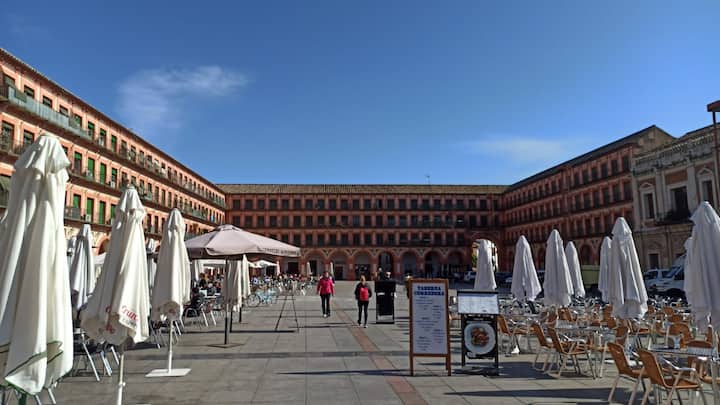 5i. Apartamento En Córdoba Centro. - Córdoba, Espagne