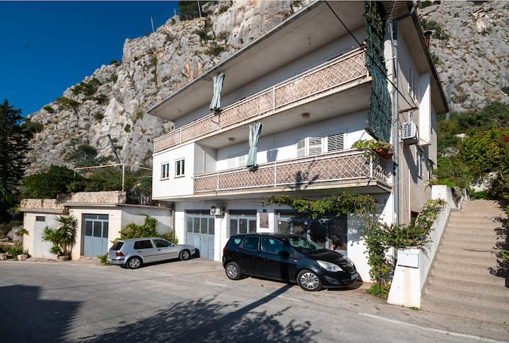 Appartement Renko (10695-a1) - Omiš