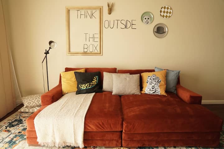 Lux Oasis In West Hollywood Free Parking&pool! - Los Angeles, CA