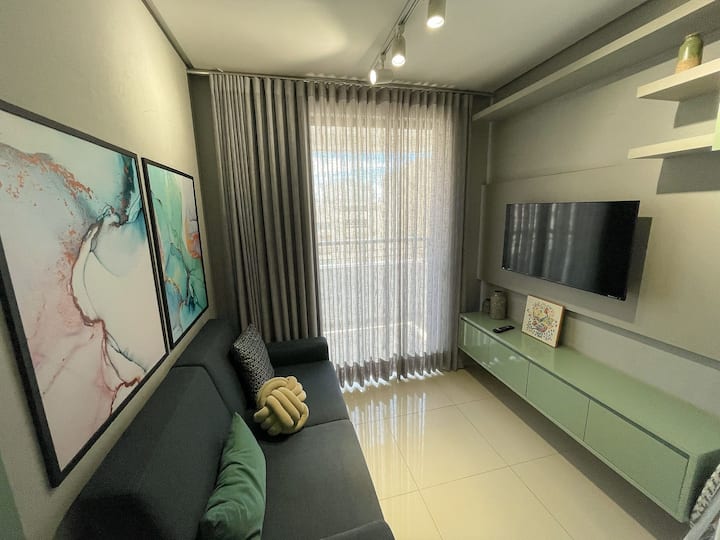 Flat Decorado - Próx. Shop. Flamboyant - Goiânia