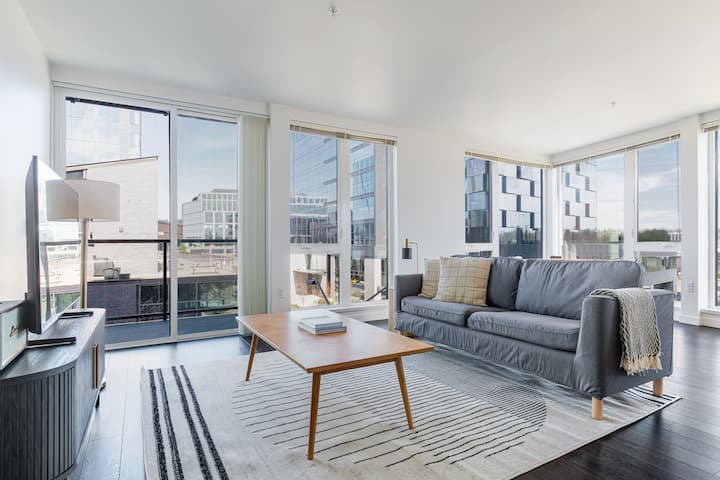 Blueground | Wilburton, Rooftop & W/d, Nr Garden - Bellevue, WA