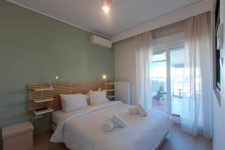 New Cozy Apt With Balcony Close To Analipsi Metro - Thessaloniki