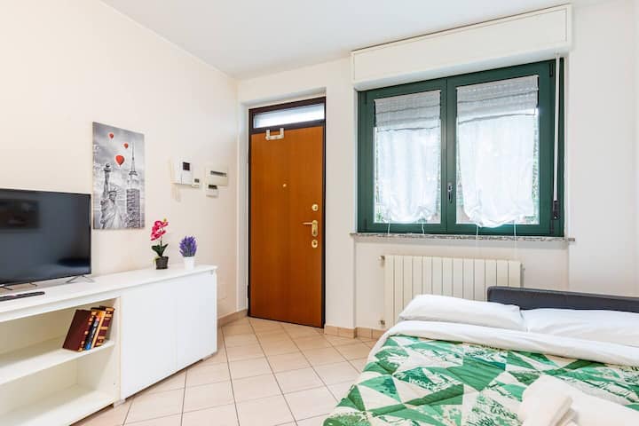 App. 19-elegante Mansarda Con Terrazzo&parcheggio - Monza
